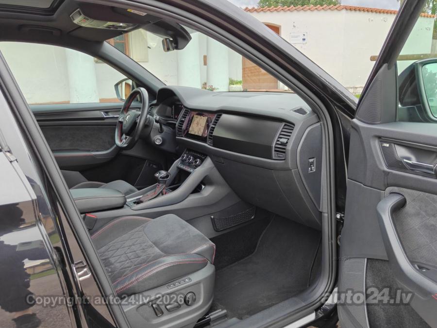 Black Skoda Kodiaq 2019 in Tartu, with an engine capacity of 2.00 L and mileage of 185 thousand km for 27999 €, photo 12 on AUTOMOTO.COM.LV