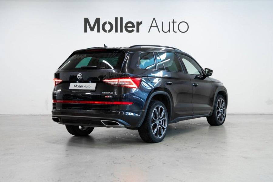 Black Skoda Kodiaq 2019 in Vilnius, with an engine capacity of 2.00 L and mileage of 221 thousand km for 24900 €, photo 4 on AUTOMOTO.COM.LV