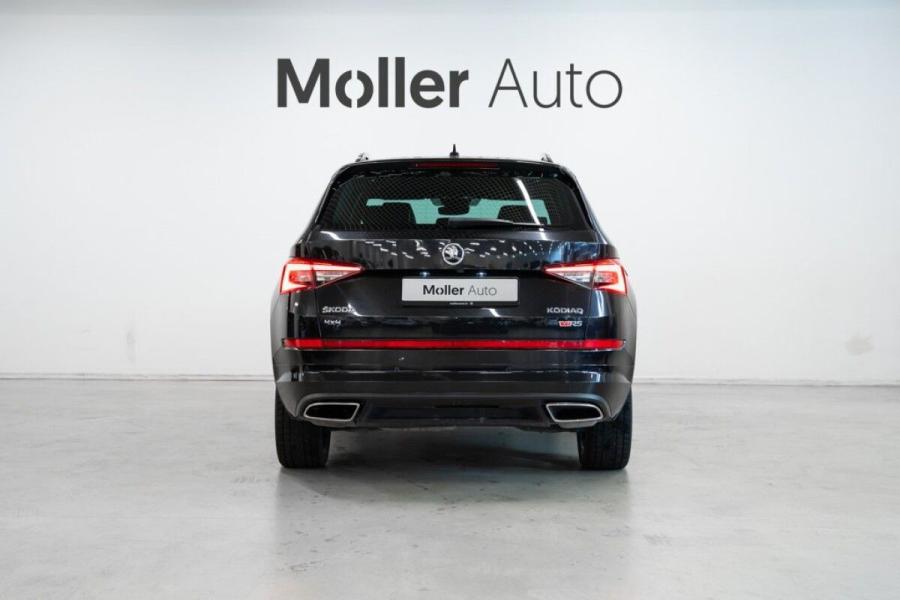 Black Skoda Kodiaq 2019 in Vilnius, with an engine capacity of 2.00 L and mileage of 221 thousand km for 24900 €, photo 7 on AUTOMOTO.COM.LV