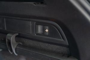 Black Skoda Kodiaq 2019 in Vilnius, with an engine capacity of 2.00 L and mileage of 221 thousand km for 24900 €, photo 26 on AUTOMOTO.COM.LV