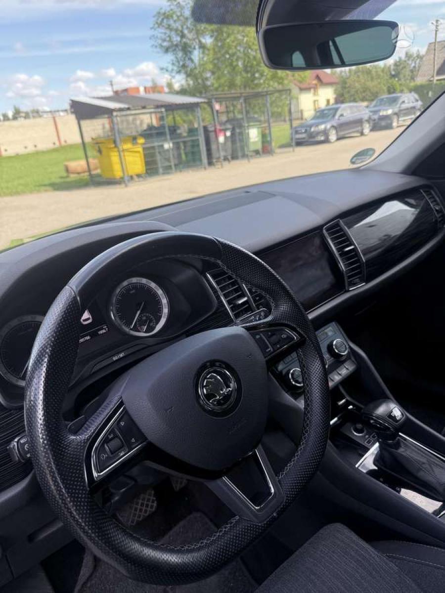 Черный Шкода Kodiaq 2019 в Каунас, объемом двигателя 1.97 л и пробегом 295 тыс. км за 16800 €, фото 16 на AUTOMOTO.COM.LV