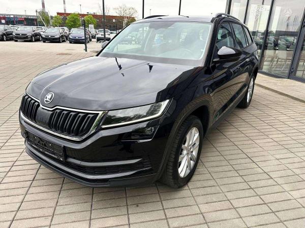 Skoda Kodiaq 2019 in Kaunas on AUTOMOTO.COM.LV Black Skoda Kodiaq 2019 in Kaunas, with an engine capacity of 1.50 L and mileage of 198 thousand km for 16900 €, photo 1 on AUTOMOTO.COM.LV