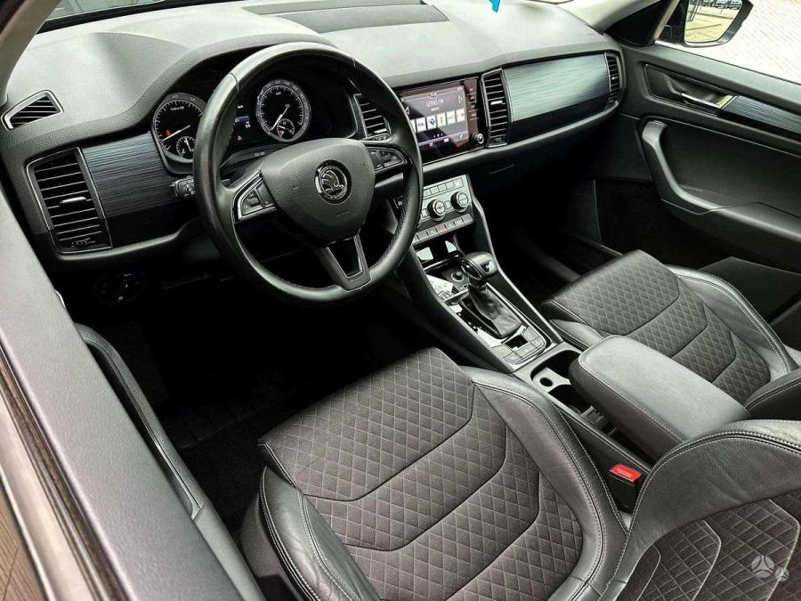 Melns Skoda Kodiaq 2019 Kauņa, ar dzinēja tilpumu 1.50 L un nobraukumu 198 tūkst. km par 16900 €, foto 7 vietnē AUTOMOTO.COM.LV