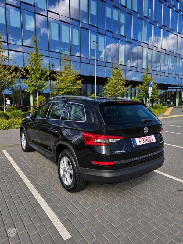 Skoda Kodiaq 2019 Viļņa vietnē Melns Skoda Kodiaq 2019 Viļņa, ar dzinēja tilpumu 1.97 L un nobraukumu 270 tūkst. km par 13750 €, foto 4 vietnē AUTOMOTO.COM.LV