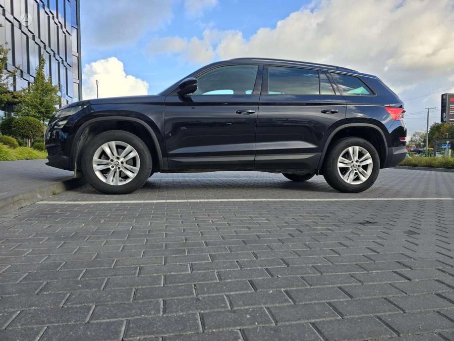 Melns Skoda Kodiaq 2019 Viļņa, ar dzinēja tilpumu 1.97 L un nobraukumu 270 tūkst. km par 13750 €, foto 6 vietnē AUTOMOTO.COM.LV