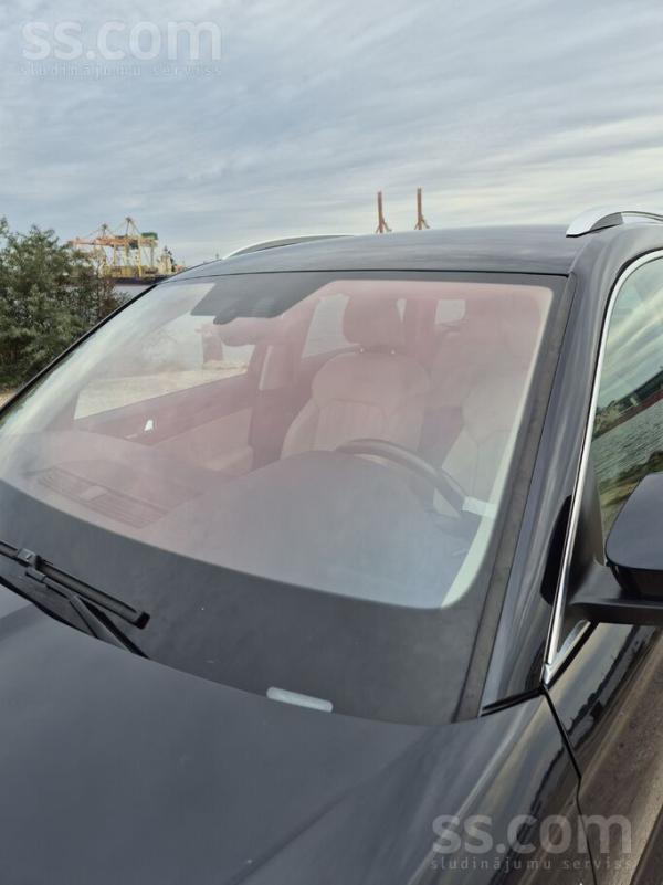Black Skoda Kodiaq 2019 in Riga, with an engine capacity of 2.00 L and mileage of 158 thousand km for 19600 €, photo 7 on AUTOMOTO.COM.LV