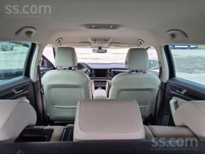 Black Skoda Kodiaq 2019 in Riga, with an engine capacity of 2.00 L and mileage of 158 thousand km for 19600 €, photo 10 on AUTOMOTO.COM.LV