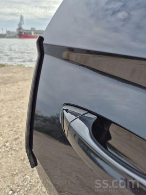 Black Skoda Kodiaq 2019 in Riga, with an engine capacity of 2.00 L and mileage of 158 thousand km for 19600 €, photo 13 on AUTOMOTO.COM.LV