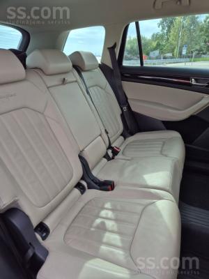 Black Skoda Kodiaq 2019 in Riga, with an engine capacity of 2.00 L and mileage of 158 thousand km for 19600 €, photo 16 on AUTOMOTO.COM.LV