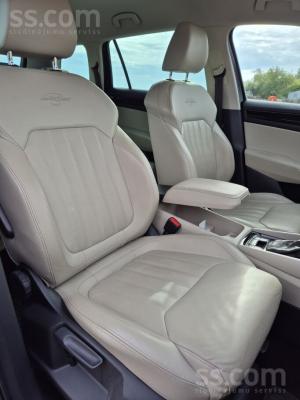 Black Skoda Kodiaq 2019 in Riga, with an engine capacity of 2.00 L and mileage of 158 thousand km for 19600 €, photo 18 on AUTOMOTO.COM.LV