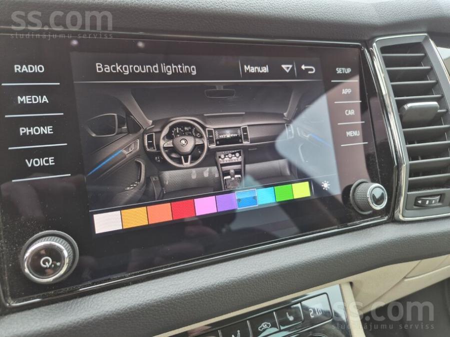Black Skoda Kodiaq 2019 in Riga, with an engine capacity of 2.00 L and mileage of 158 thousand km for 19600 €, photo 24 on AUTOMOTO.COM.LV