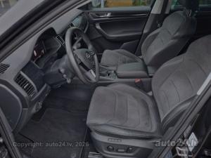 Black Skoda Kodiaq 2019 in Tallinn, with an engine capacity of 2.00 L and mileage of 145 thousand km for 24800 €, photo 9 on AUTOMOTO.COM.LV