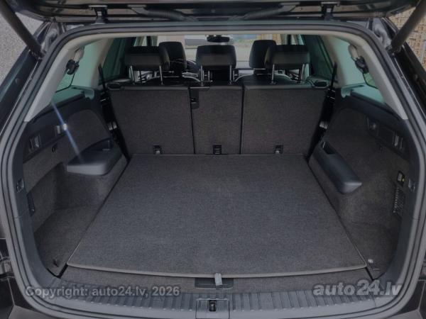 Black Skoda Kodiaq 2019 in Tallinn, with an engine capacity of 2.00 L and mileage of 145 thousand km for 24800 €, photo 11 on AUTOMOTO.COM.LV