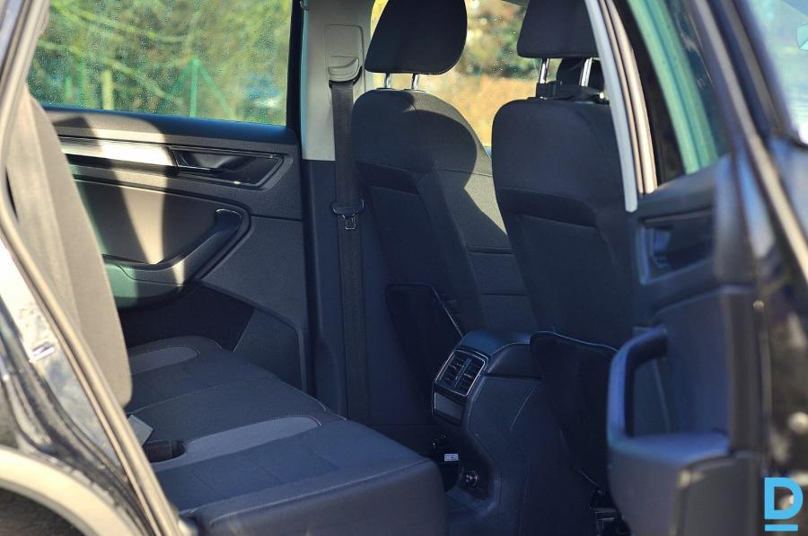 Black Skoda Kodiaq 2020 in Riga, with an engine capacity of 1.50 L and mileage of 147 thousand km for 18900 €, photo 8 on AUTOMOTO.COM.LV
