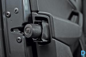Black Skoda Kodiaq 2020 in Riga, with an engine capacity of 1.50 L and mileage of 147 thousand km for 18900 €, photo 13 on AUTOMOTO.COM.LV