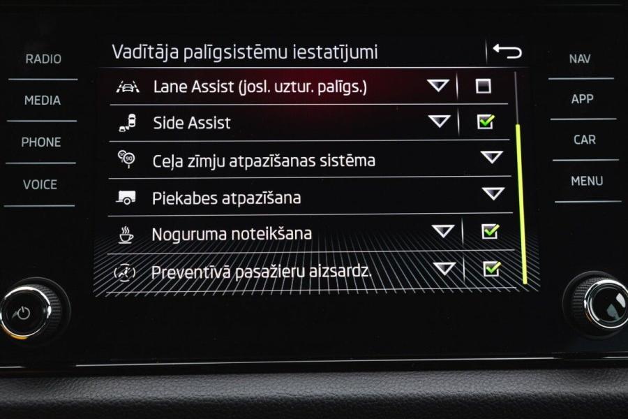 Melns Skoda Kodiaq 2020 Ventspils, ar dzinēja tilpumu 2.00 L un nobraukumu 201 tūkst. km par 24400 €, foto 26 vietnē AUTOMOTO.COM.LV