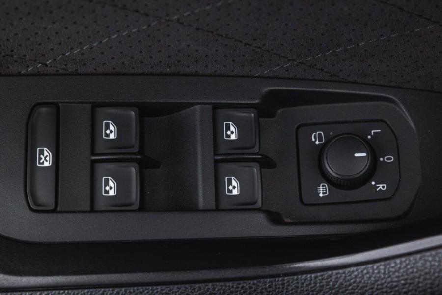 Melns Skoda Kodiaq 2020 Ventspils, ar dzinēja tilpumu 2.00 L un nobraukumu 201 tūkst. km par 24400 €, foto 33 vietnē AUTOMOTO.COM.LV