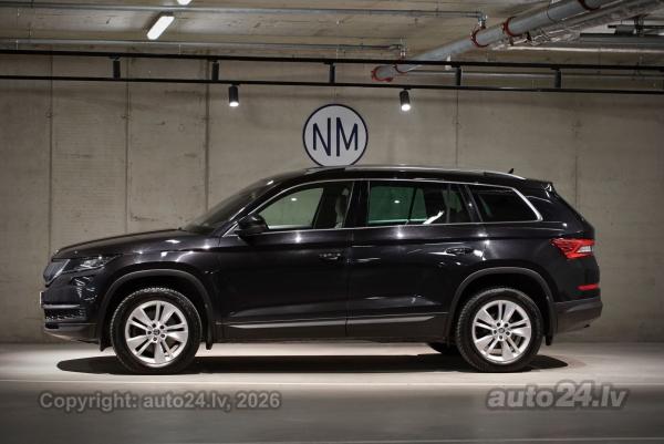 Melns Skoda Kodiaq 2020 Tallina, ar dzinēja tilpumu 2.00 L un nobraukumu 114 tūkst. km par 25990 €, foto 6 vietnē AUTOMOTO.COM.LV