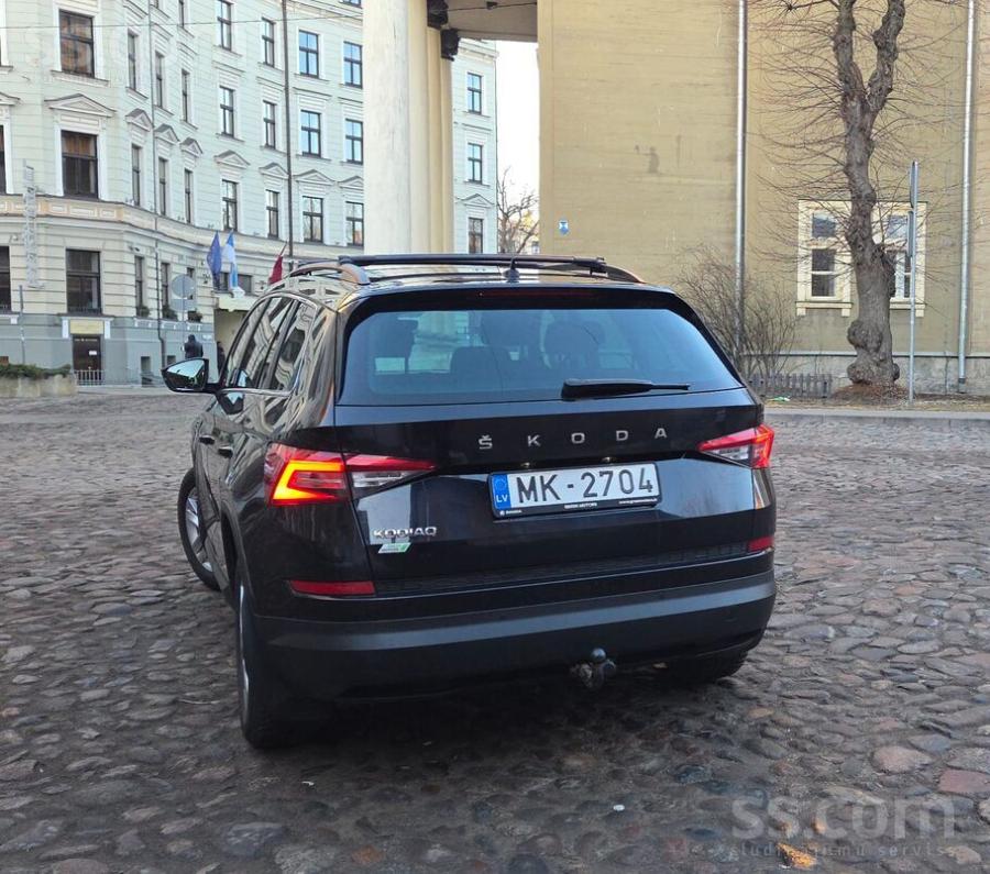 Melns Skoda Kodiaq 2020 Rīga, ar dzinēja tilpumu 1.50 L un nobraukumu 146 tūkst. km par 17900 €, foto 5 vietnē AUTOMOTO.COM.LV