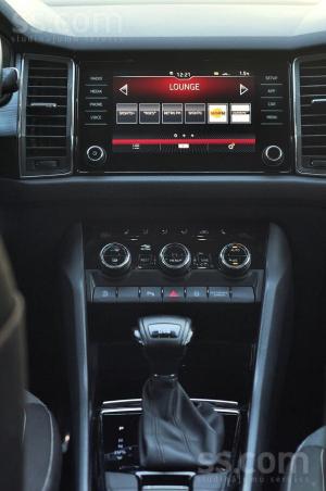 Melns Skoda Kodiaq 2020 Rīga, ar dzinēja tilpumu 1.50 L un nobraukumu 146 tūkst. km par 17900 €, foto 8 vietnē AUTOMOTO.COM.LV