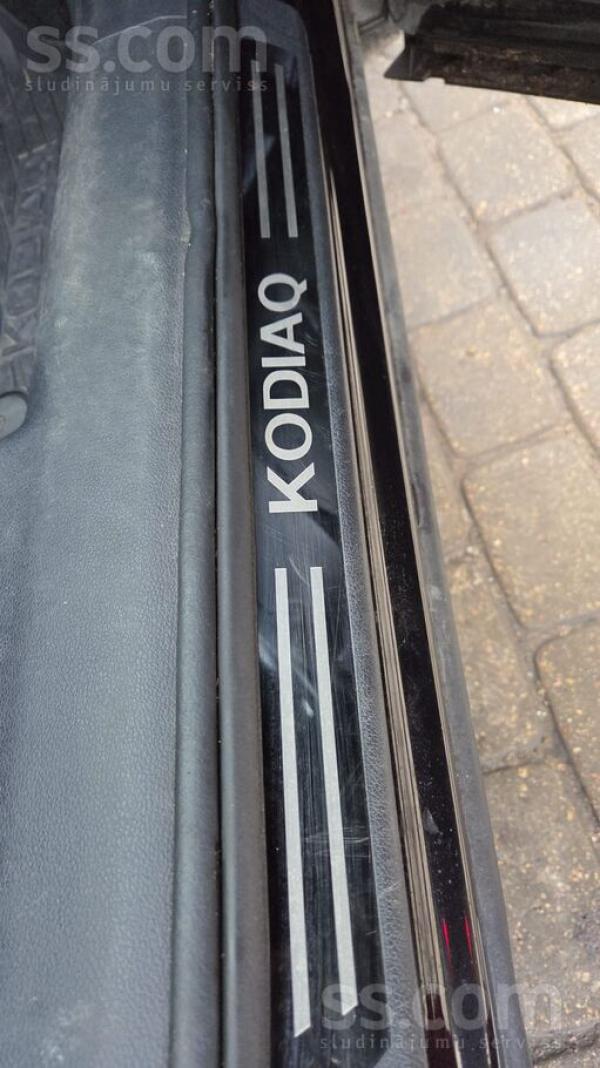 Melns Skoda Kodiaq 2020 Rīga, ar dzinēja tilpumu 1.50 L un nobraukumu 146 tūkst. km par 17900 €, foto 10 vietnē AUTOMOTO.COM.LV