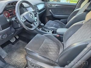 Black Skoda Kodiaq 2020 in Riga, with an engine capacity of 1.50 L and mileage of 69 thousand km for 25900 €, photo 4 on AUTOMOTO.COM.LV