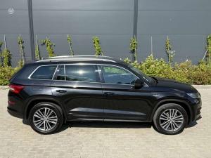Black Skoda Kodiaq 2020 in Vilnius, with an engine capacity of 2.00 L and mileage of 290 thousand km for 16200 €, photo 5 on AUTOMOTO.COM.LV