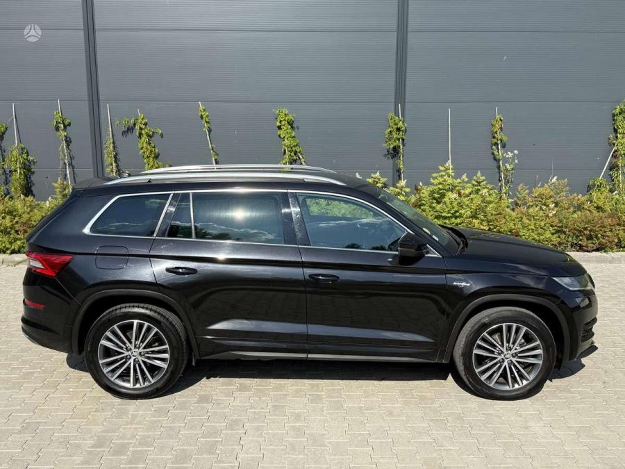 Black Skoda Kodiaq 2020 in Vilnius, with an engine capacity of 2.00 L and mileage of 290 thousand km for 16200 €, photo 5 on AUTOMOTO.COM.LV