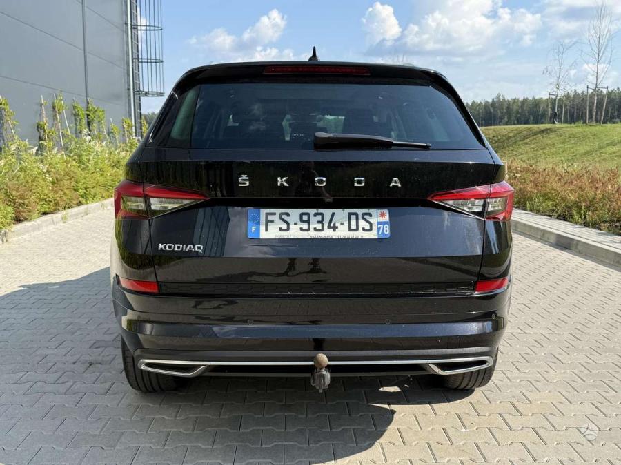 Black Skoda Kodiaq 2020 in Vilnius, with an engine capacity of 2.00 L and mileage of 290 thousand km for 16200 €, photo 7 on AUTOMOTO.COM.LV
