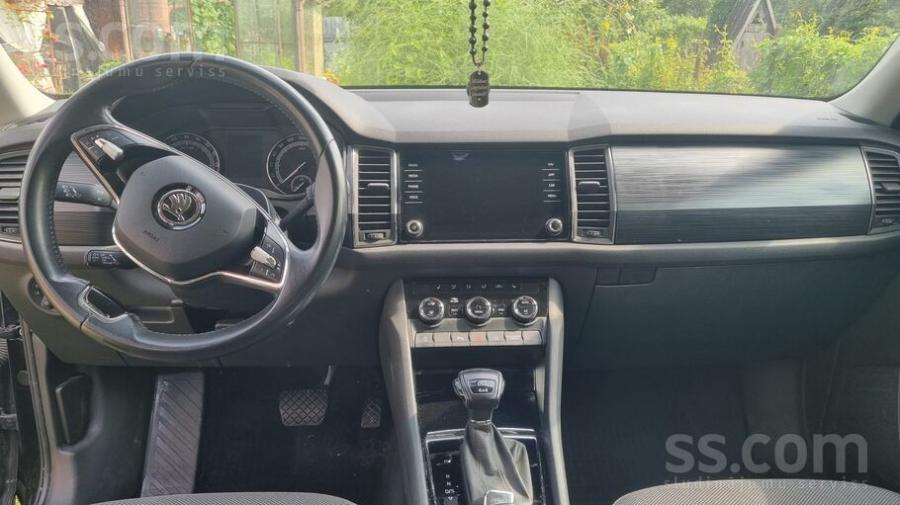 Melns Skoda Kodiaq 2020 Rīga, ar dzinēja tilpumu 2.00 L un nobraukumu 138 tūkst. km par 23500 €, foto 7 vietnē AUTOMOTO.COM.LV