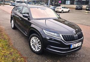 Melns Skoda Kodiaq 2021 Tallina, ar dzinēja tilpumu 2.00 L un nobraukumu 138 tūkst. km par 28100 €, foto  vietnē AUTOMOTO.COM.LV