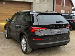 Black Skoda Kodiaq 2021 in Siauliai, with an engine capacity of 1.50 L and mileage of 194 thousand km for 19345 €, photo 5 on AUTOMOTO.COM.LV
