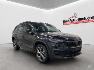 Black Skoda Kodiaq 2021 in Marijampole, with an engine capacity of 1.50 L and mileage of 160 thousand km for 27709 €, photo 3 on AUTOMOTO.COM.LV