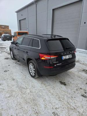 Melns Skoda Kodiaq 2021 Kauņa, ar dzinēja tilpumu 1.97 L un nobraukumu 133 tūkst. km par 22000 €, foto 3 vietnē AUTOMOTO.COM.LV
