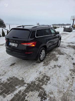 Melns Skoda Kodiaq 2021 Kauņa, ar dzinēja tilpumu 1.97 L un nobraukumu 133 tūkst. km par 22000 €, foto 4 vietnē AUTOMOTO.COM.LV