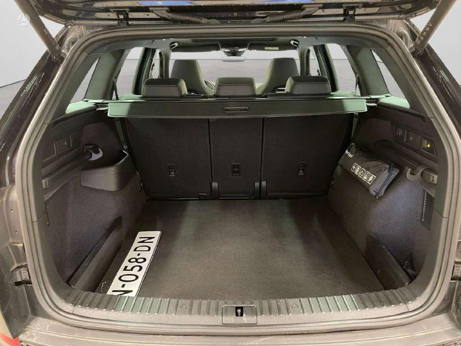 Melns Skoda Kodiaq 2021 Marijampole, ar dzinēja tilpumu 1.50 L un nobraukumu 160 tūkst. km par 26608 €, foto 21 vietnē AUTOMOTO.COM.LV