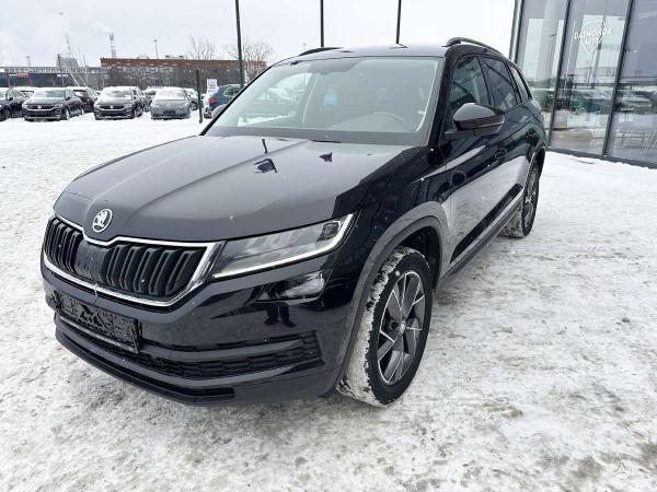 Black Skoda Kodiaq 2021 in Kaunas, with an engine capacity of 1.50 L and mileage of 185 thousand km for 20500 €, photo 1 on AUTOMOTO.COM.LV
