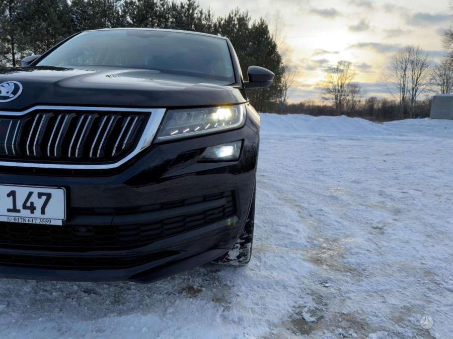 Black Skoda Kodiaq 2021 in Taurage, with an engine capacity of 1.97 L and mileage of 211 thousand km for 26300 €, photo 12 on AUTOMOTO.COM.LV