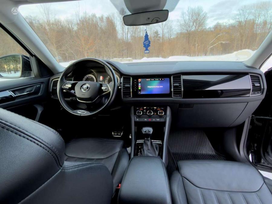 Black Skoda Kodiaq 2021 in Taurage, with an engine capacity of 1.97 L and mileage of 211 thousand km for 26300 €, photo 28 on AUTOMOTO.COM.LV