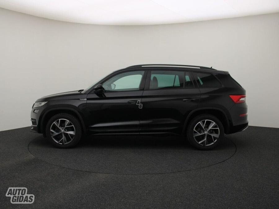 Black Skoda Kodiaq 2021 in Vilnius, with an engine capacity of 1.50 L and mileage of 166 thousand km for 23999 €, photo 6 on AUTOMOTO.COM.LV