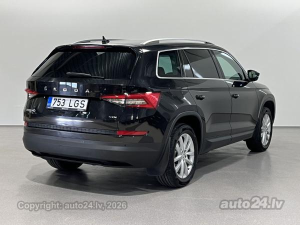 Black Skoda Kodiaq 2021 in Tallinn, with an engine capacity of 2.00 L and mileage of 128 thousand km for 24500 €, photo 2 on AUTOMOTO.COM.LV