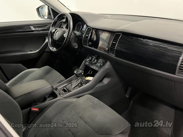 Black Skoda Kodiaq 2021 in Tallinn, with an engine capacity of 2.00 L and mileage of 128 thousand km for 24500 €, photo 3 on AUTOMOTO.COM.LV