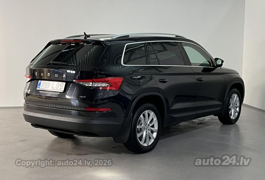 Черный Шкода Kodiaq 2021 в Таллин, объемом двигателя 2.00 л и пробегом 104 тыс. км за 25900 €, фото 3 на AUTOMOTO.COM.LV
