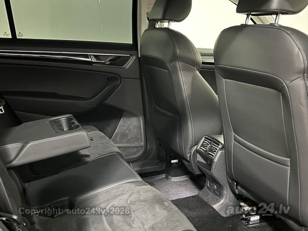 Черный Шкода Kodiaq 2021 в Таллин, объемом двигателя 2.00 л и пробегом 104 тыс. км за 25900 €, фото 4 на AUTOMOTO.COM.LV