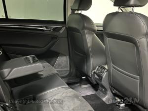 Черный Шкода Kodiaq 2021 в Таллин, объемом двигателя 2.00 л и пробегом 104 тыс. км за 25900 €, фото 5 на AUTOMOTO.COM.LV