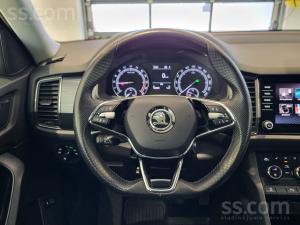 Melns Skoda Kodiaq 2021 Rīga, ar dzinēja tilpumu 2.00 L un nobraukumu 155 tūkst. km par 22990 €, foto 9 vietnē AUTOMOTO.COM.LV