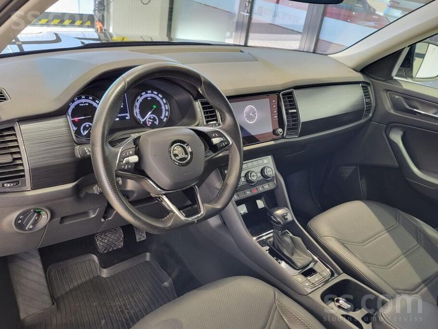 Melns Skoda Kodiaq 2021 Rīga, ar dzinēja tilpumu 2.00 L un nobraukumu 155 tūkst. km par 22990 €, foto 17 vietnē AUTOMOTO.COM.LV
