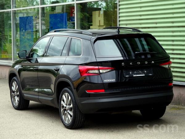 Black Skoda Kodiaq 2021 in Riga, with an engine capacity of 2.00 L and mileage of 178 thousand km for 19900 €, photo 4 on AUTOMOTO.COM.LV