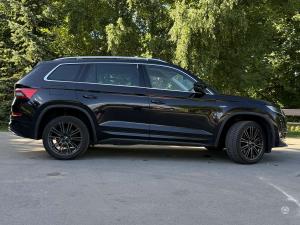 Black Skoda Kodiaq 2021 in Taurage, with an engine capacity of 1.97 L and mileage of 212 thousand km for 22600 €, photo 3 on AUTOMOTO.COM.LV