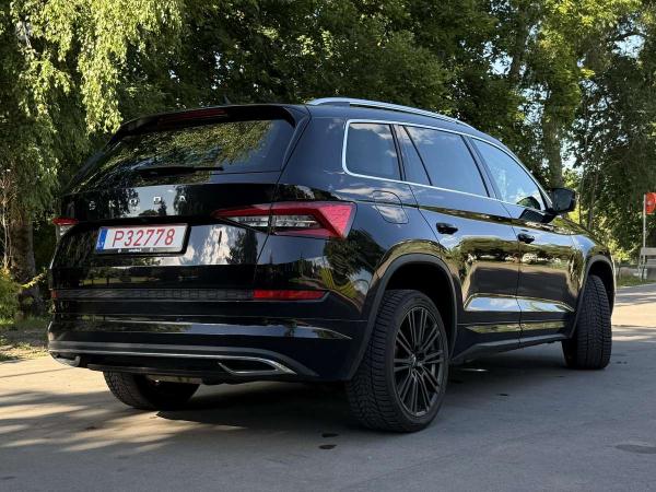 Black Skoda Kodiaq 2021 in Taurage, with an engine capacity of 1.97 L and mileage of 212 thousand km for 22600 €, photo 3 on AUTOMOTO.COM.LV